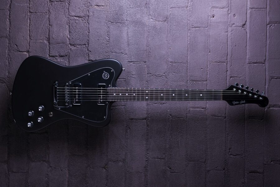 Gordon Smith, Griffin Standard, All Black – Guitar Gandhi